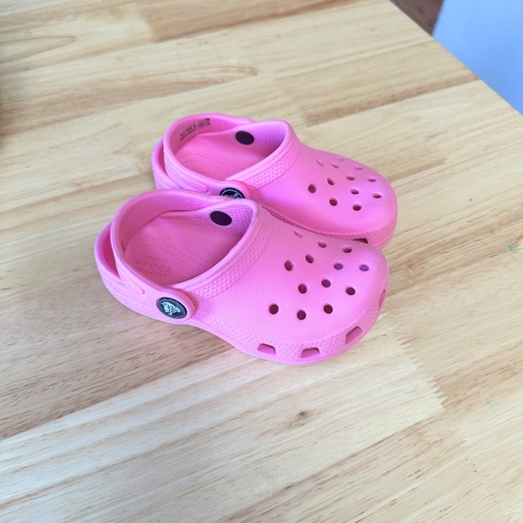 CROCS | Shoes | Crocs Size 8 | Poshmark